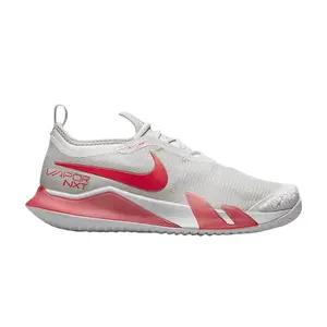 Nike Nikecourt React Vapor Nxt Sneakers - White