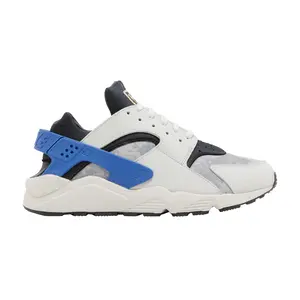 Nike Air Huarache 'social Fc' Sneakers - Grey
