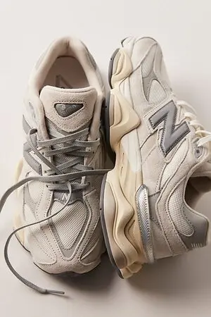 NEW BALANCE 9060 Sneakers Sea Salt/concrete