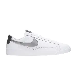 Nike Blazer Low Le Sneakers