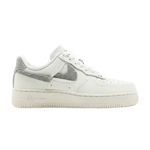 Nike Force 1 Lxx Sneakers - Cream