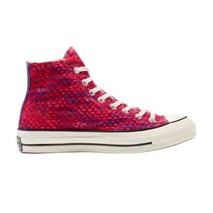 Converse Red Hearts
