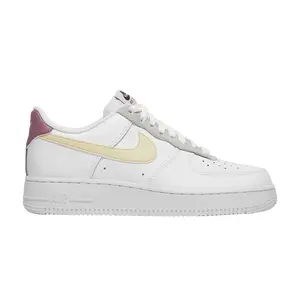 Nike Air Force 1 '07 Essential Sneakers