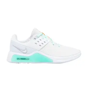Nike Air Max Bella Tr 4 Sneakers