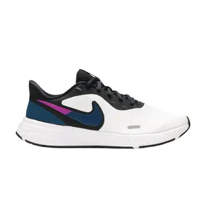Nike Revolution 5 Sneakers