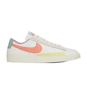 Nike Wmns Blazer Low Le Sneakers