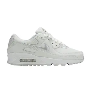 Nike Chain Link Detailing Sneakers For Women