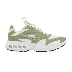 Nike Wmns Zoom Air Fire Sneakers - Green
