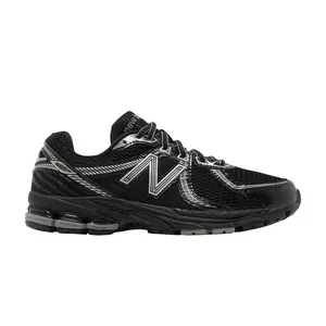 NEW BALANCE 860v2 Sneakers - Black