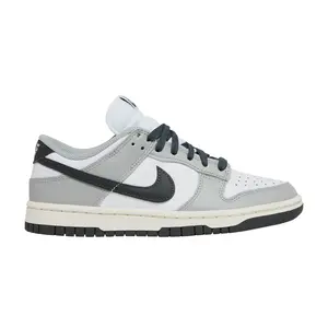 Nike Dunk Low Sneakers - Grey