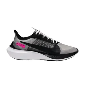 Nike Zoom Gravity Sneakers