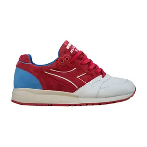 Diadora Striped Sneakers For Men