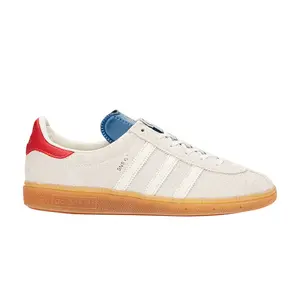 Adidas Sneakersnstuff X Gt 'hometown Love Paris