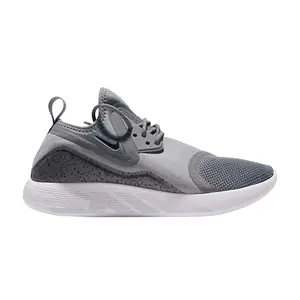 Nike Lunarcharge Essential Sneakers