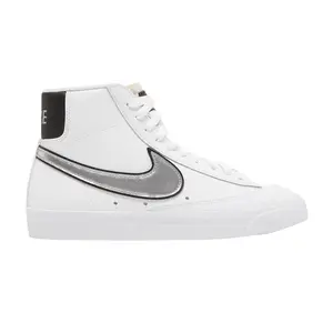 Nike Blazer Mid '77 Essential Sneakers - White