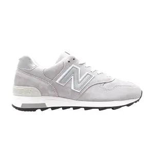 NEW BALANCE 1400 Sneakers Green