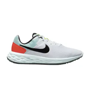 Nike Revolution Next Nature Sneakers