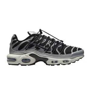 Nike Air Max Plus Lace Toggle Sneakers - Black