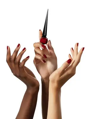 CHRISTIAN LOUBOUTIN Lalaque Le Vernis Brillant Nail Colour