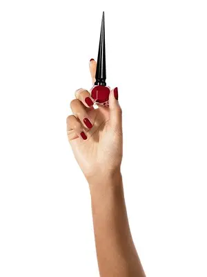 CHRISTIAN LOUBOUTIN Lalaque Le Vernis Brillant Nail Colour
