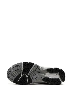 NEW BALANCE 1906r Sneakers