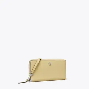 Tory Burch Robinson Pebbled Zip Continental Wallet - Praline
