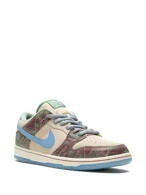 Nike X Crenshaw Skate Club Sb Dunk Low Sneakers - Neutrals