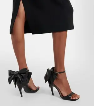 ROGER VIVIER Viv' Choc 100 Bow-embellished Sandals
