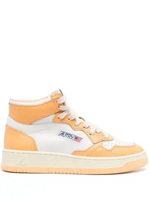 AUTRY Medalist Mid Leather Sneakers