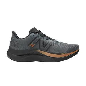 NEW BALANCE Fuelcell Propel V4 Sneakers - Black