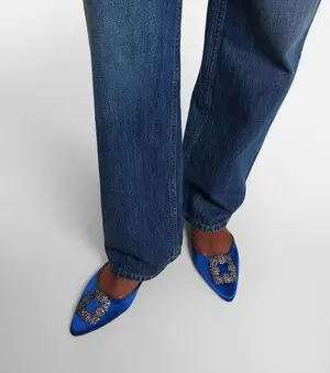 Manolo Blahnik Hangisimuflat Mules - Blue