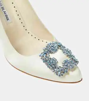 Manolo Blahnik Bridal Hangisi 105 Embellished Satin Pumps - White