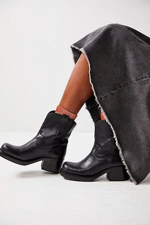 Women's Jeffrey Campbell Square Toe Boots