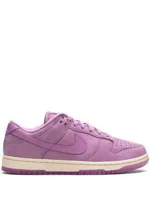 Nike Dunk Low Sneakers - Pink