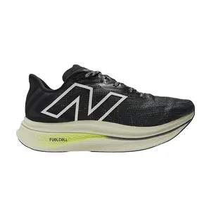 NEW BALANCE Fuelcell Supercomp Trainer V2 2e Wide - Black