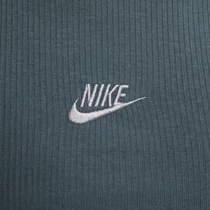Nike Sportswear Ribbed Tank Top - Green
