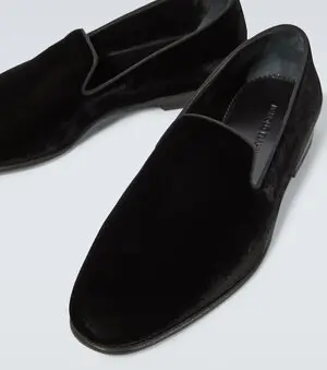 Manolo Blahnik Mario Velvet Loafers - Black