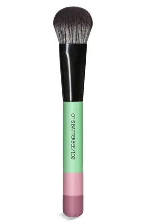 OTIS BATTERBEE 102 Blusher Brush - Verde