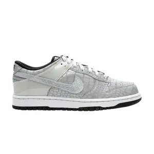 Nike Dunk Low Sneakers - Silver