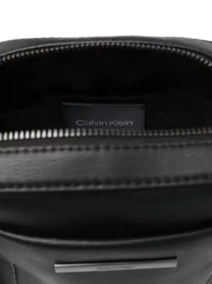 Calvin Klein Grained-texture Messenger Bag