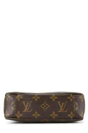 LOUIS VUITTON Monogram Canvas Pallas - Brown