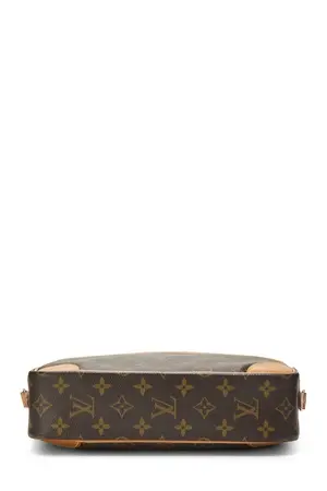 LOUIS VUITTON Monogram Canvas Trocadero 27