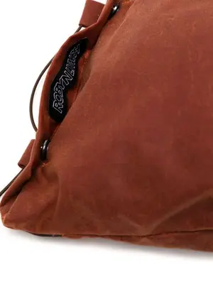 ROBYN LYNCH Zip-fastening Messenger Bag