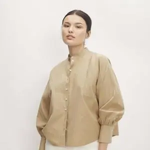 Everlane Oversized Raglan Shirt In Pinwale Corduroy Khaki