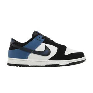 Nike Dunk Low Sneakers