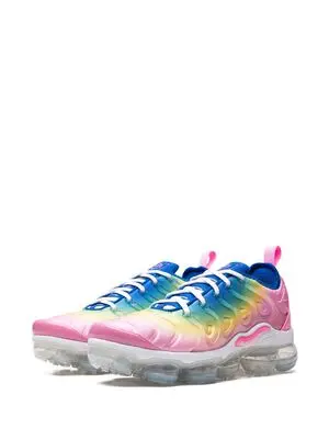 Nike Air Vapormax Plus Sneakers - Pink