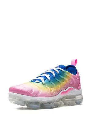 Nike Air Vapormax Plus Sneakers - Pink