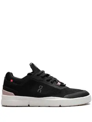 On The Roger Spin / Zephyr Sneakers - Black