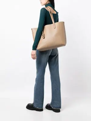Michael Kors Eliza Xl Tote Bag