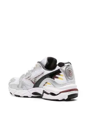 Mizuno Wave Rider 10 Sneakers